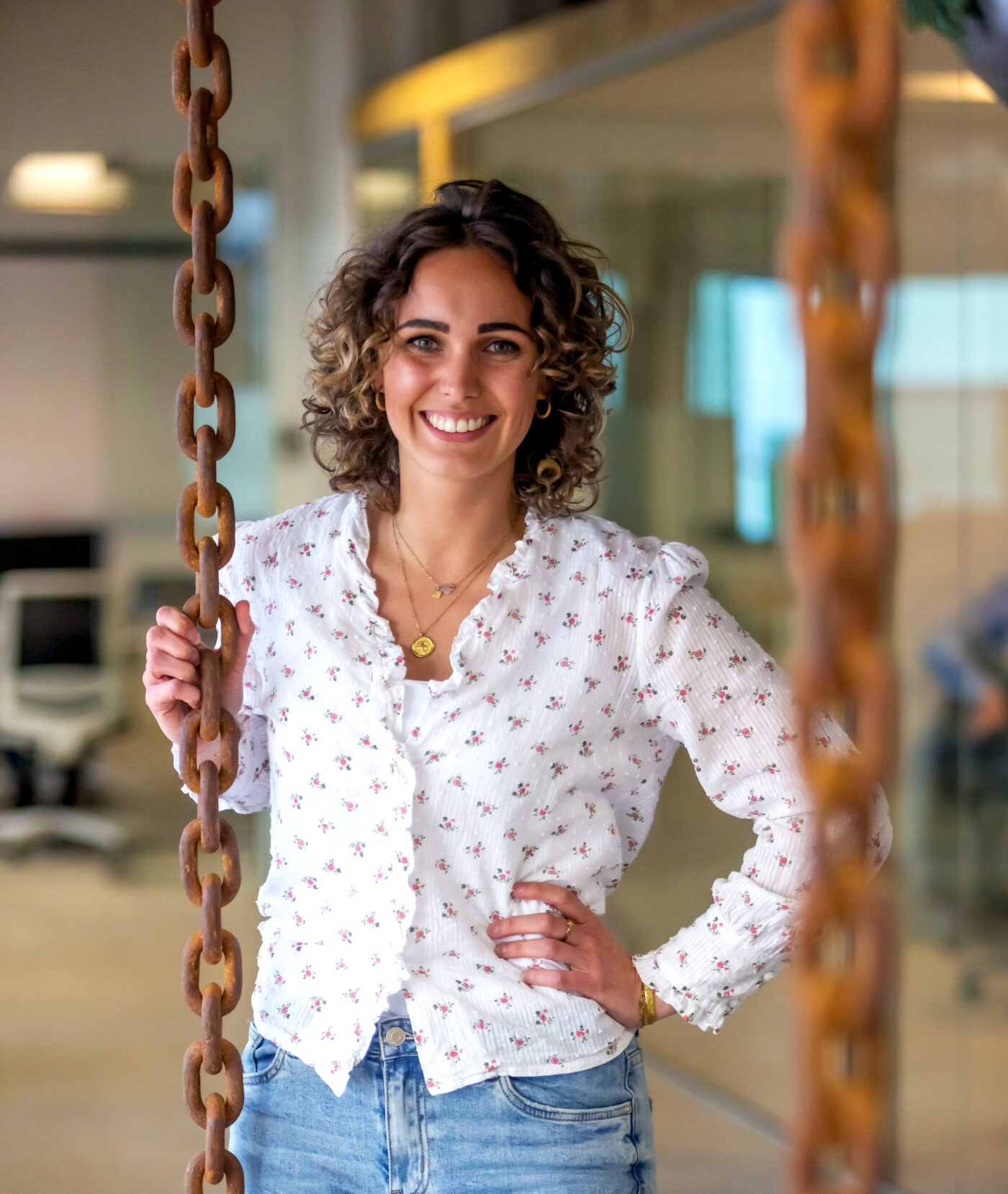 Fhris organiseert online je hele hr administratie voor goed werkgeverschap!